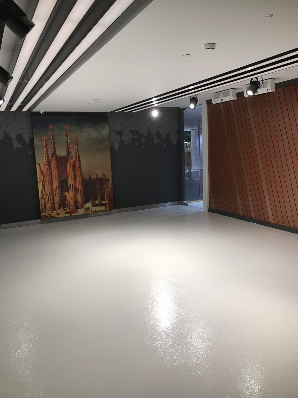 SEAT S.A. Westfield | Car Park Floor Painting | Central London